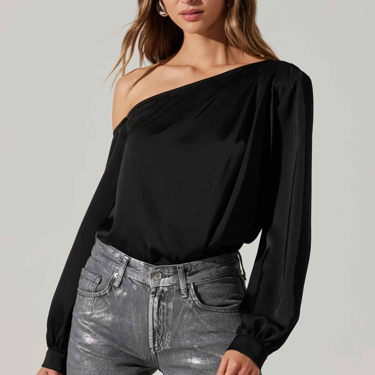 Black Nieves Top – Lucy Rose