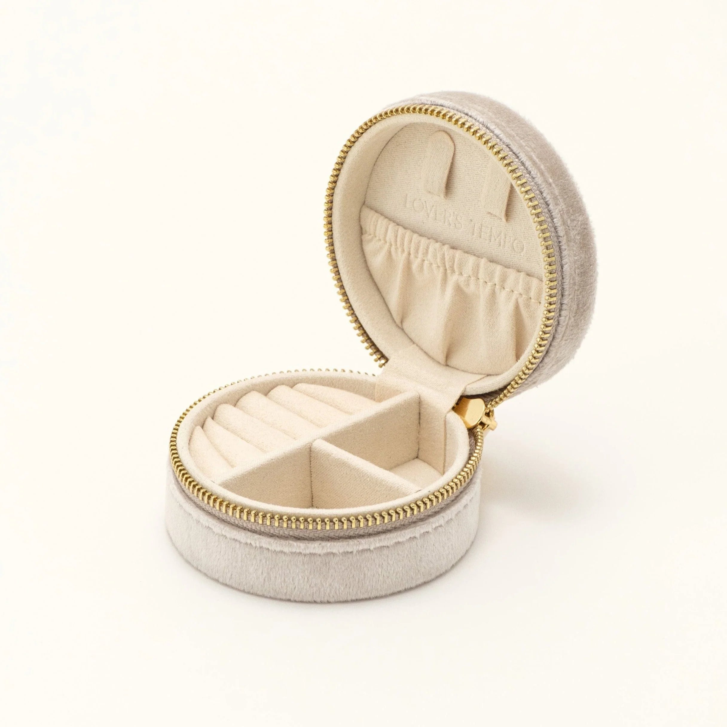 Creme Circle Jewelry Case – Lucy Rose
