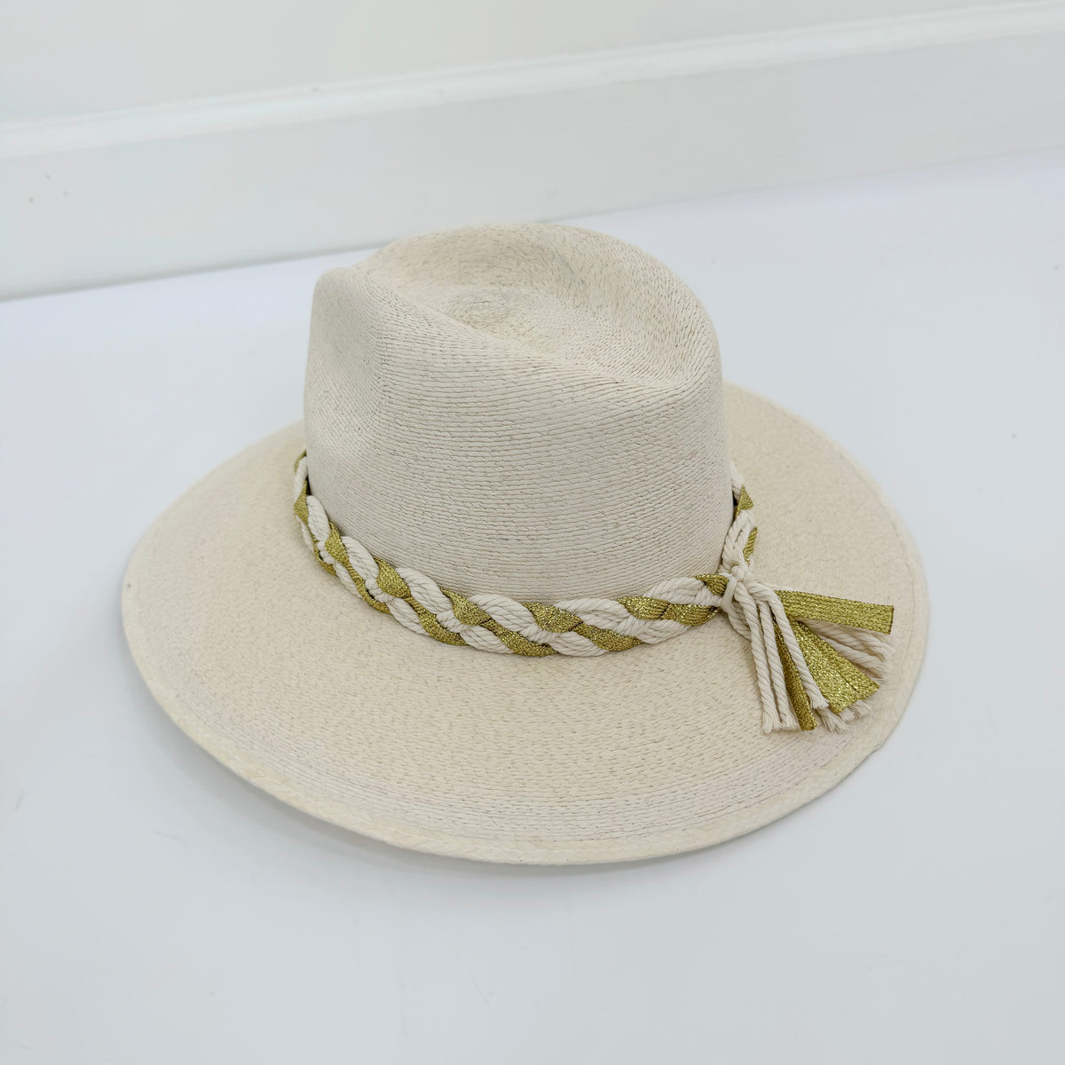 White/Gold Braided Rope Hat – Lucy Rose